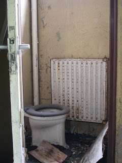 Vintage Bathrooms | Create A Smile ~ FashionLoo