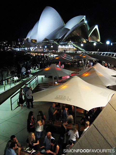 Simon Food Favourites: Opera Bar: A Bar with a View, Sydney (17 April 2010)