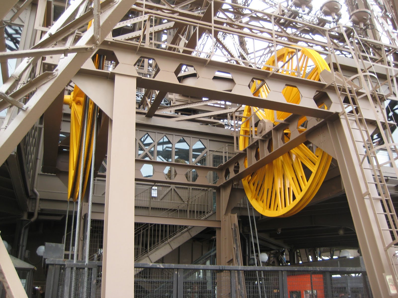 robmaxton: Inside the Eiffel Tower