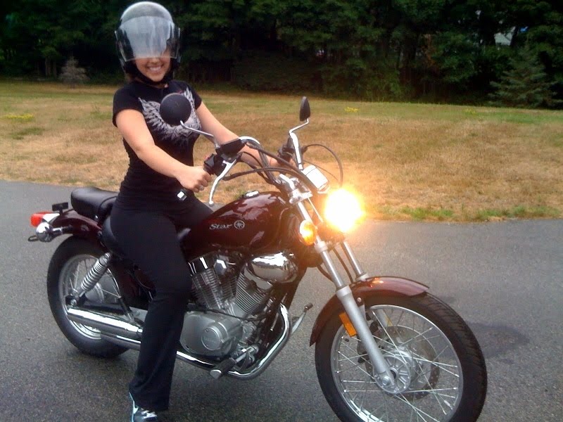 MiSSGLAMOURGiiRL: Motorcycle Mama