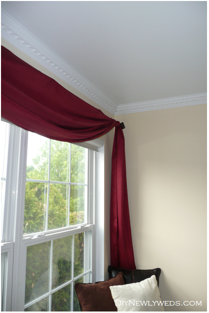 DIY Newlyweds: DIY Home Decorating Ideas & Projects: Easy Crown Molding ...