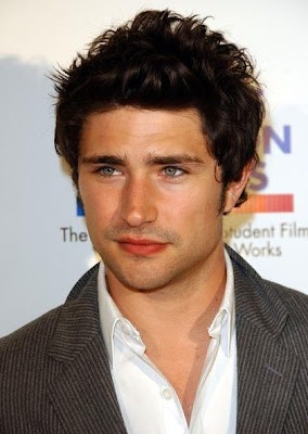 Male Sky Star: Star Matt Dallas