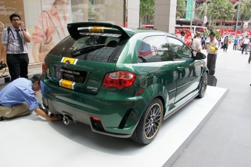 Top Cing Cars Modification: Proton Satria Neo R3 Lotus Racing