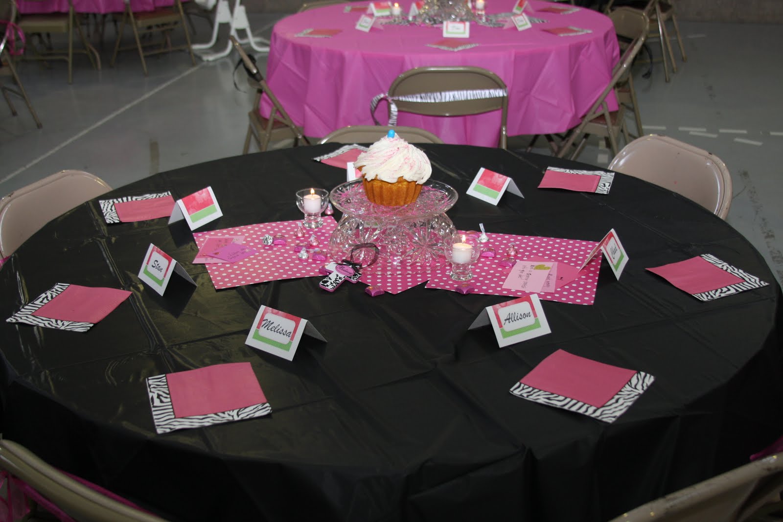 Kids of Faith: Pictures from Dadddy Daughter Dinner!