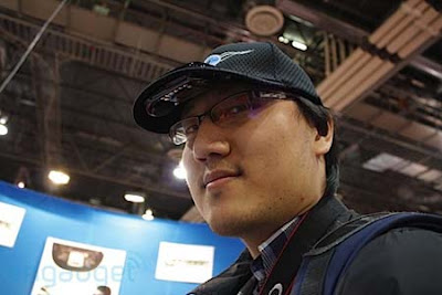 slantyapolis: Random Asian Guy With A Funny Hat Post