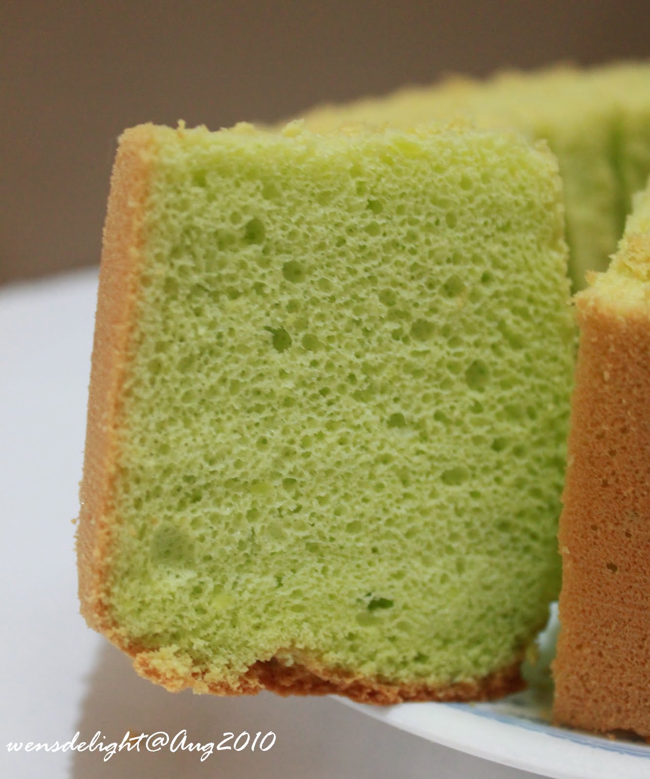 Wen's Delight: Pandan Chiffon Cake (cooking method)