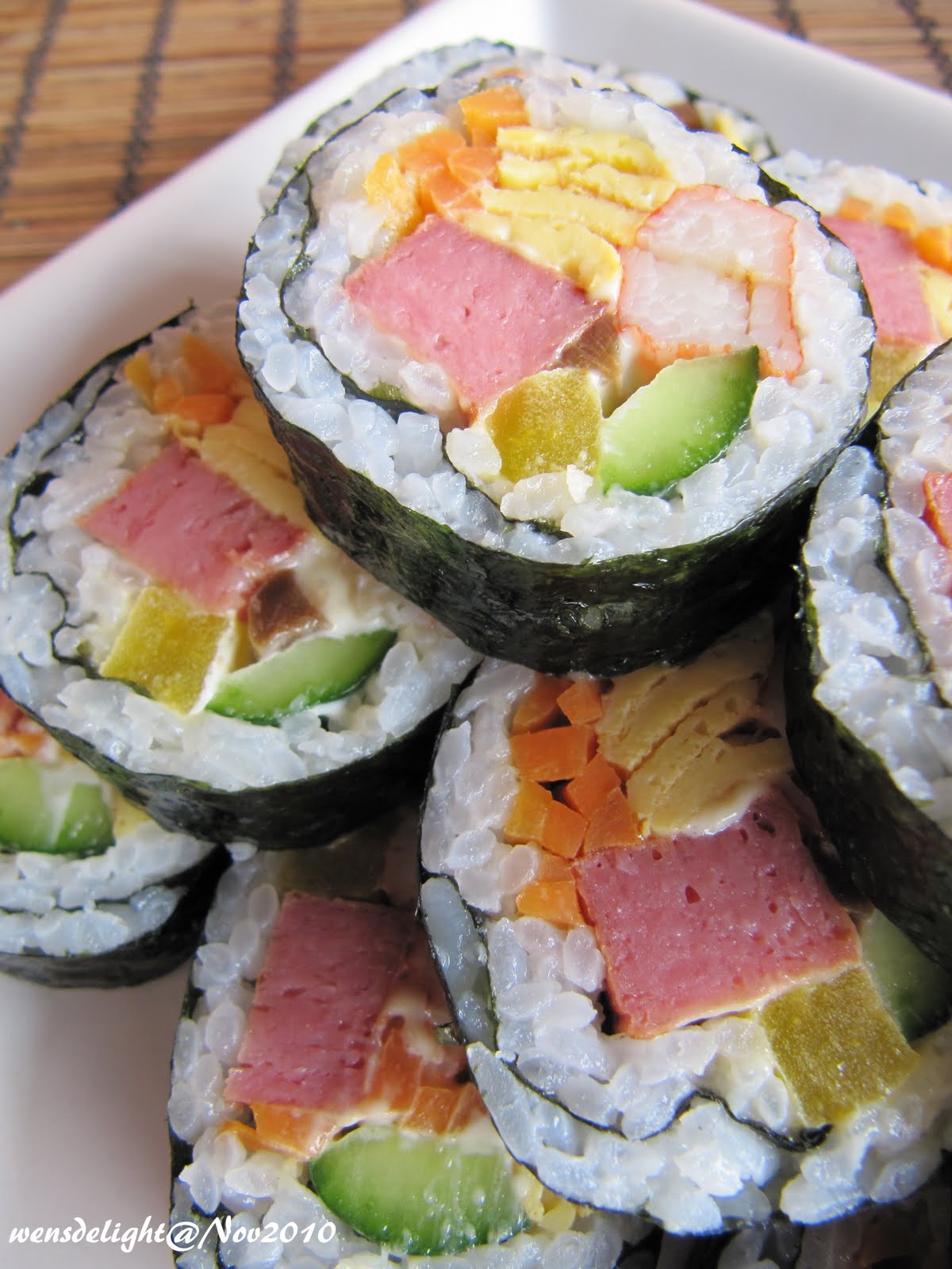Wen's Delight: Delicious Kimbap!