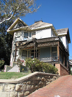 Set-Jetter & Movie Locations and More: Michael Jackson's Thriller house