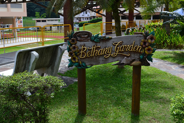 Charles' Trail: Joann's First Day at PLMGS (Primary)