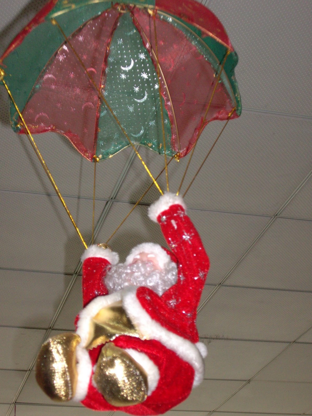 Life Across the Pond: Tis the season