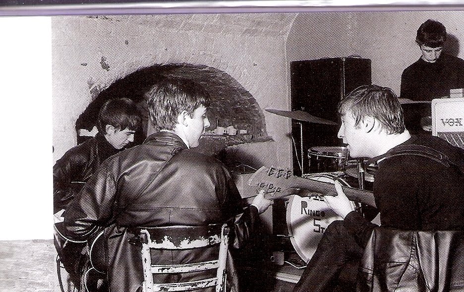 Blog do Beatles 4ever: O Logo do "Ringo Starr"