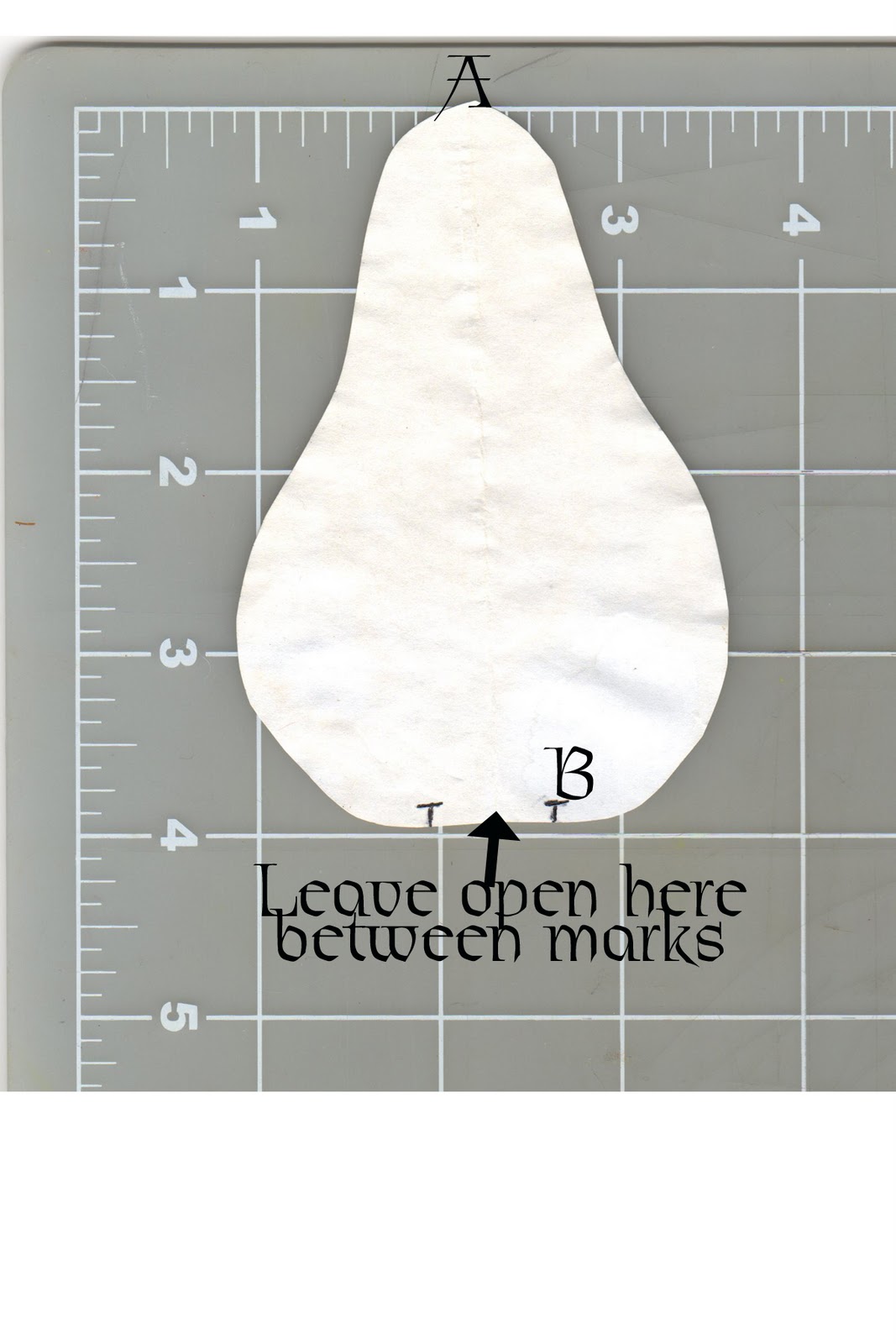 Donna and the Bears: Let's make this pear pin cushion!