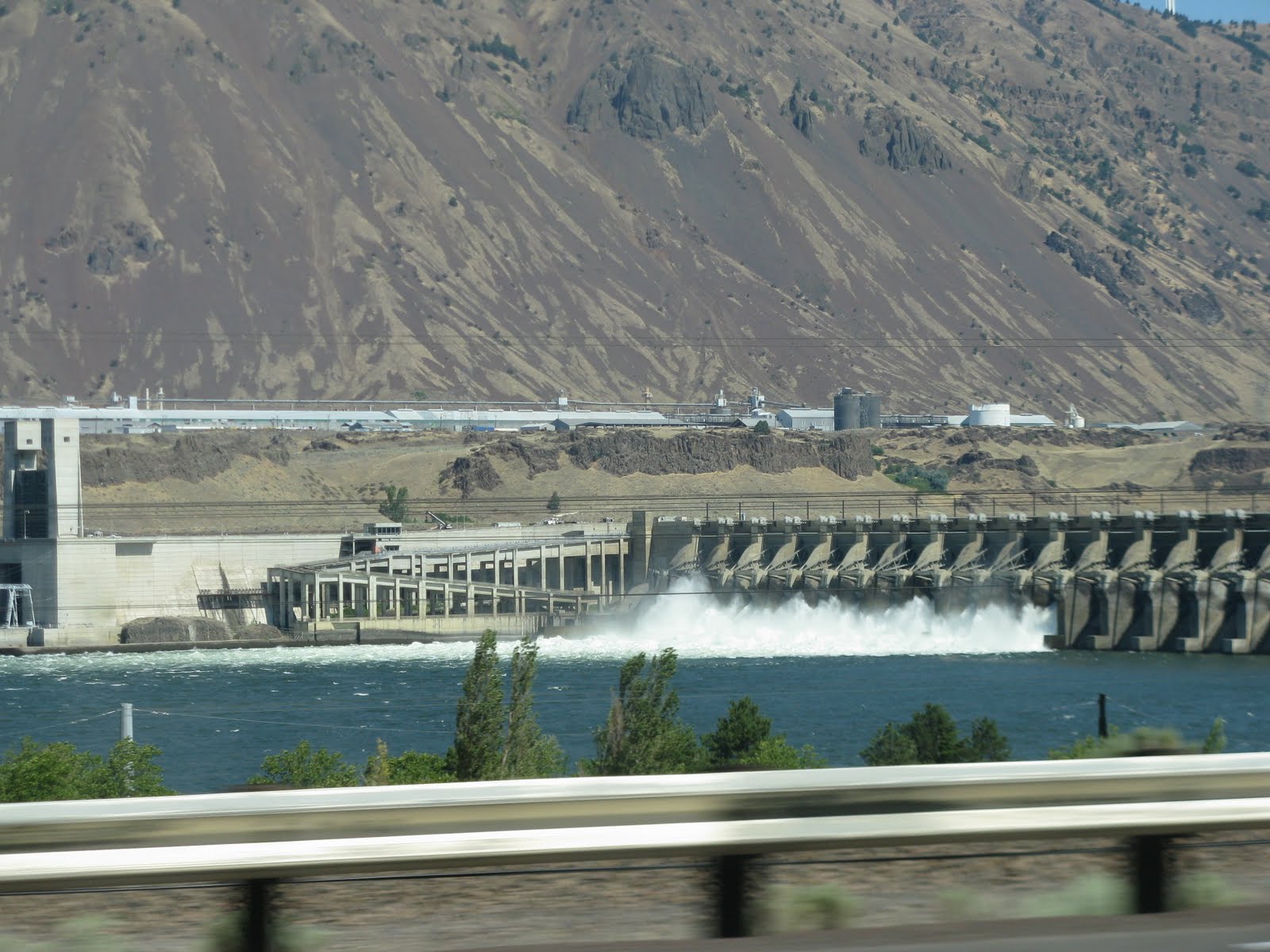 Tarra's Travels: Columbia River to Helena, Bismarck & Lake Elsie, ND.