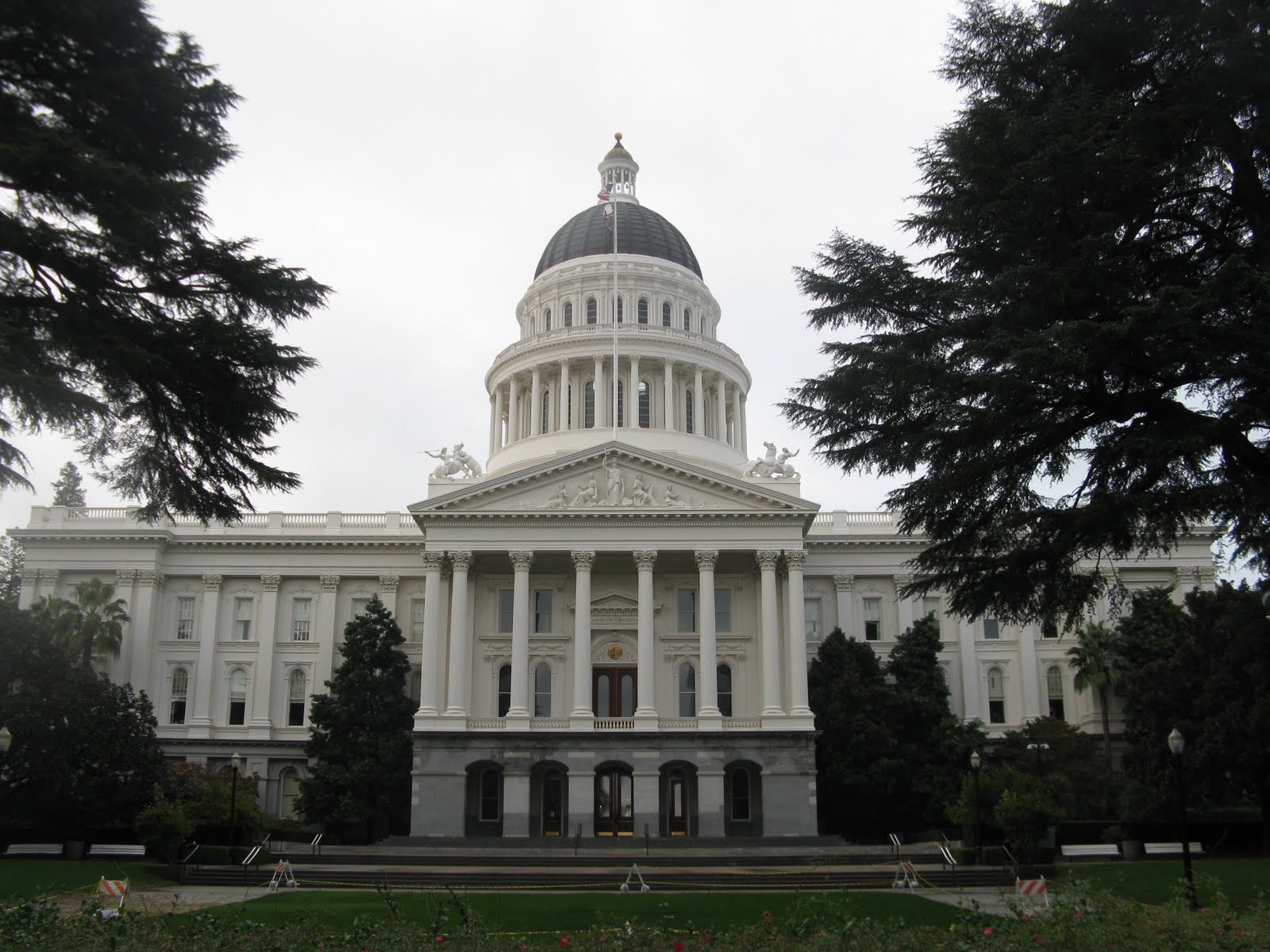 Tarra's Travels: Sacramento Capitol & Stanton Mansion