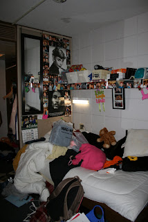 Dorm Room Clean Sweep | {So Wonderful, So Marvelous}