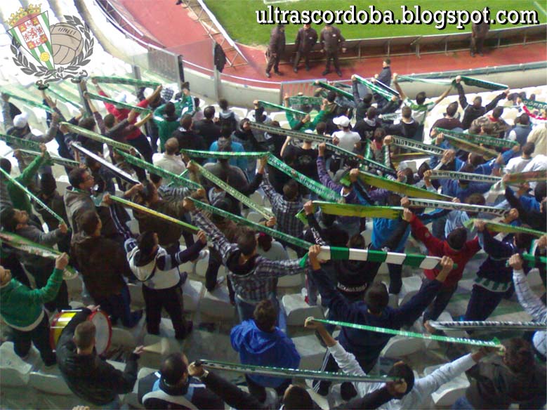 Ultras Córdoba: Fotos Córdoba CF - Girona CF