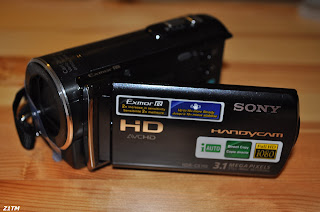 Z1TM: Sony Handycam HDR-CX110 Unboxing