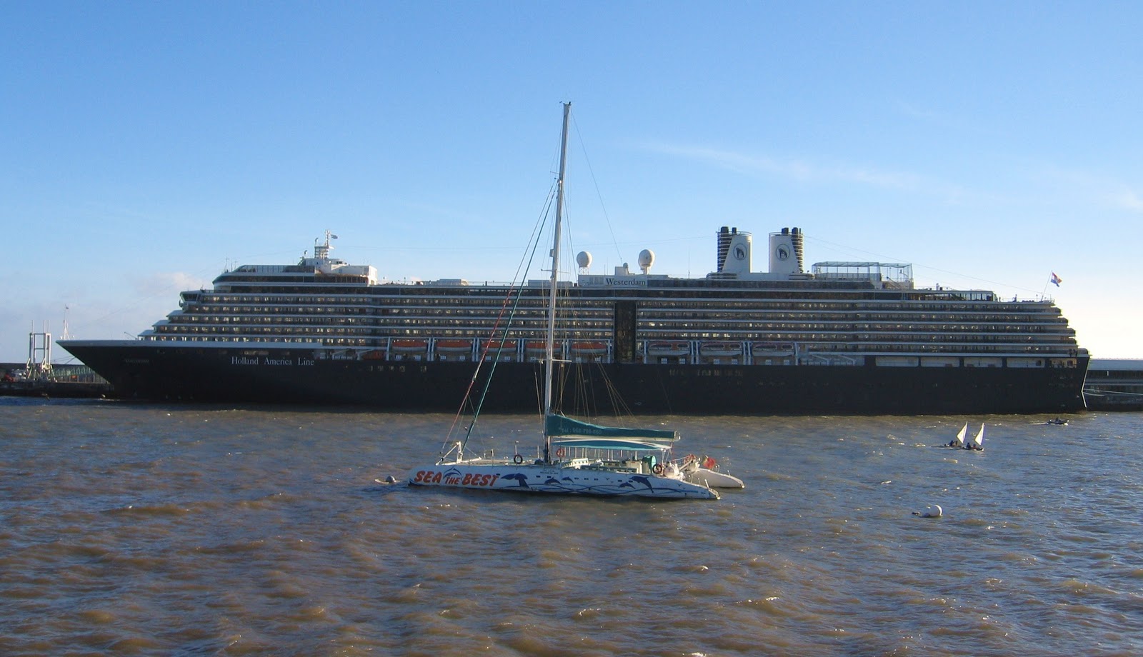 MADEIRA SHIPS: Westerdam - HAL