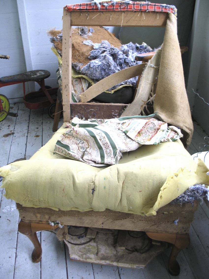 flourish and blume: From lumpy-bottom to love-chair