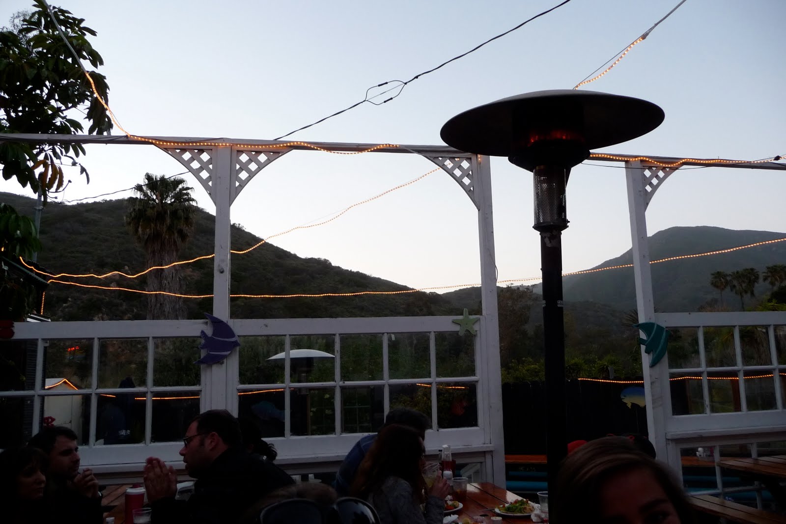 The Meat and Potatoes Foodie: The Reel Inn - Malibu, CA