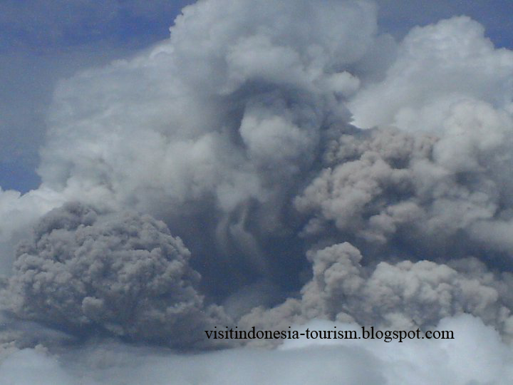 Indonesian tourism: Merapi eruption photos