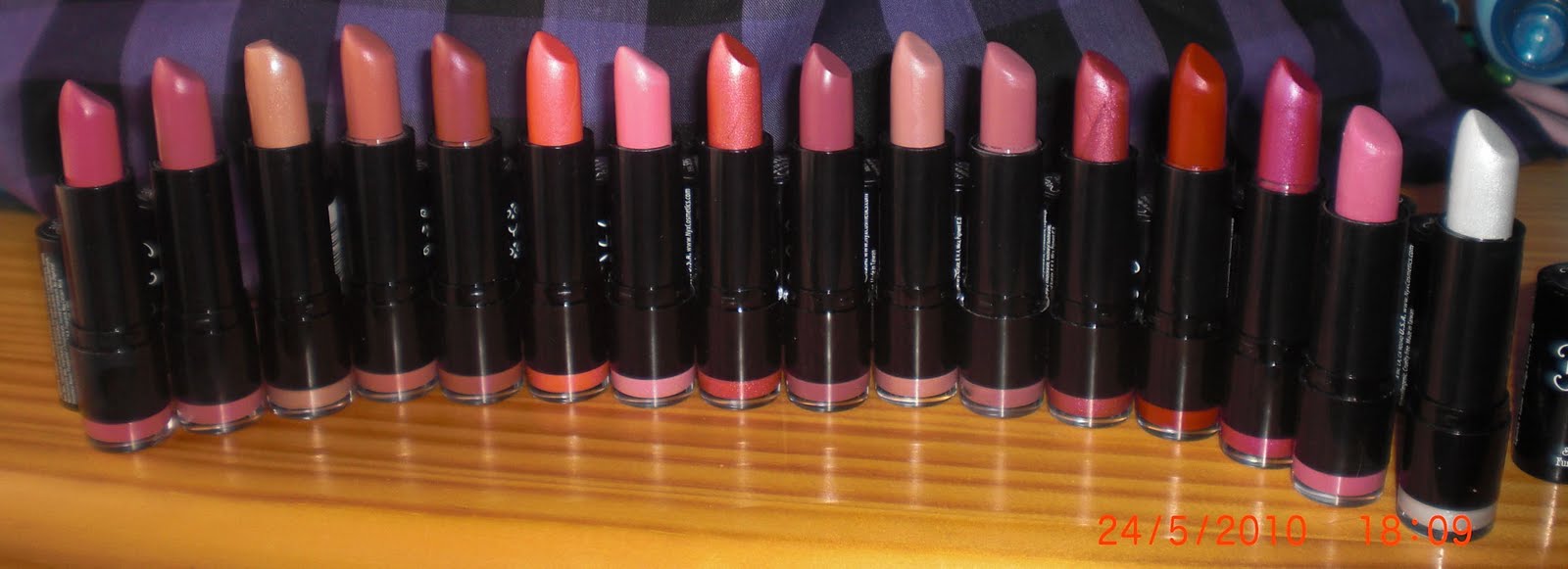 Pitín y Mantelito Make-Up: 17 labiales de NYX