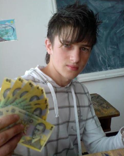 Pitipoance si Cocalari: Bani si frezura