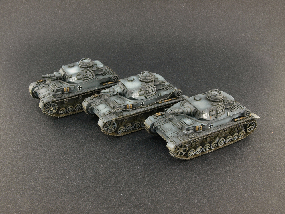 World War II Central: German Grey Panzer IV F1 Platoon