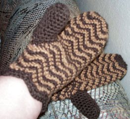 Fiber Projects: Peanut Butter Cup Mittens