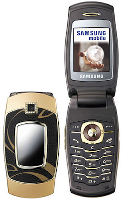 Mobile Magazine: SEXY MOBILES IN THE WORLD