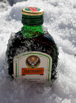 Jagermeister Aficionado: Jager time = Party time