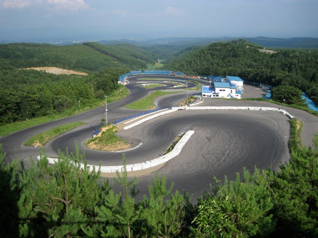 The Select Gear: Ebisu Circuit Live Webcam