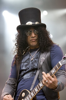 BluesRockNews: Slash alla ricerca del vocalist dei Velvet Revolver