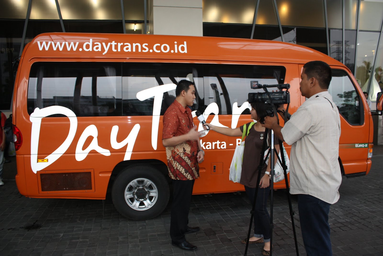 DayTrans - Executive Intercity Shuttle: Day Trans hadir di Senayan City