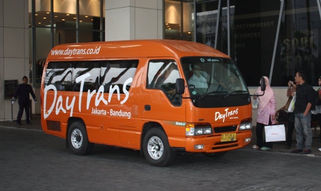 DayTrans - Executive Intercity Shuttle: Day Trans hadir di Senayan City