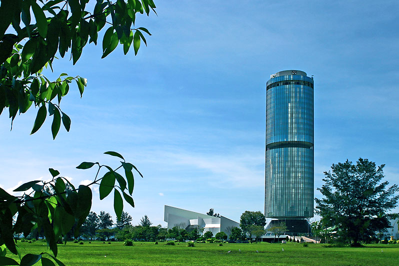 In the EYES of Architecture: Tun Mustapha Tower (Kota Kinabalu,SABAH)