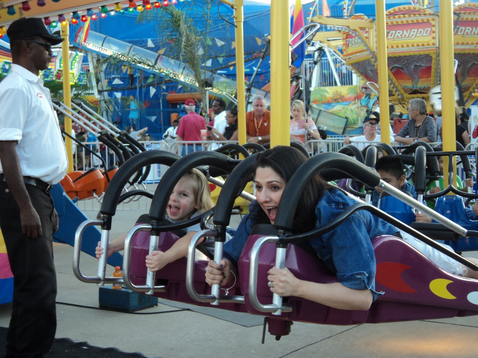 My Blog Is An Awesome Blog: The Great State Fair of Texas: RIDES!