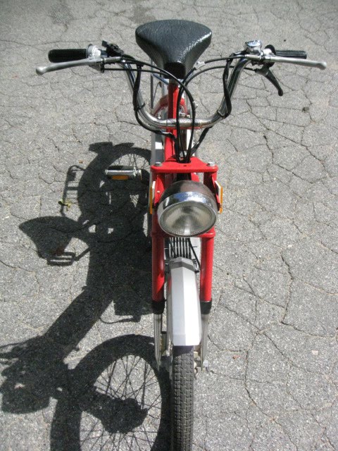 Mustache Machines: Moped #12: 1976 Puch Maxi N