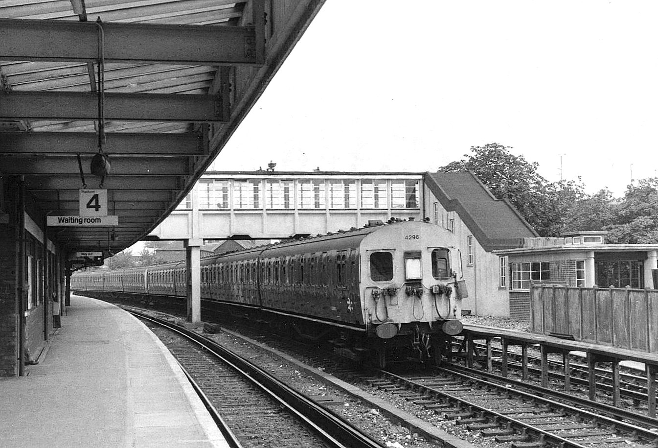 the rail thing: horsham 1977