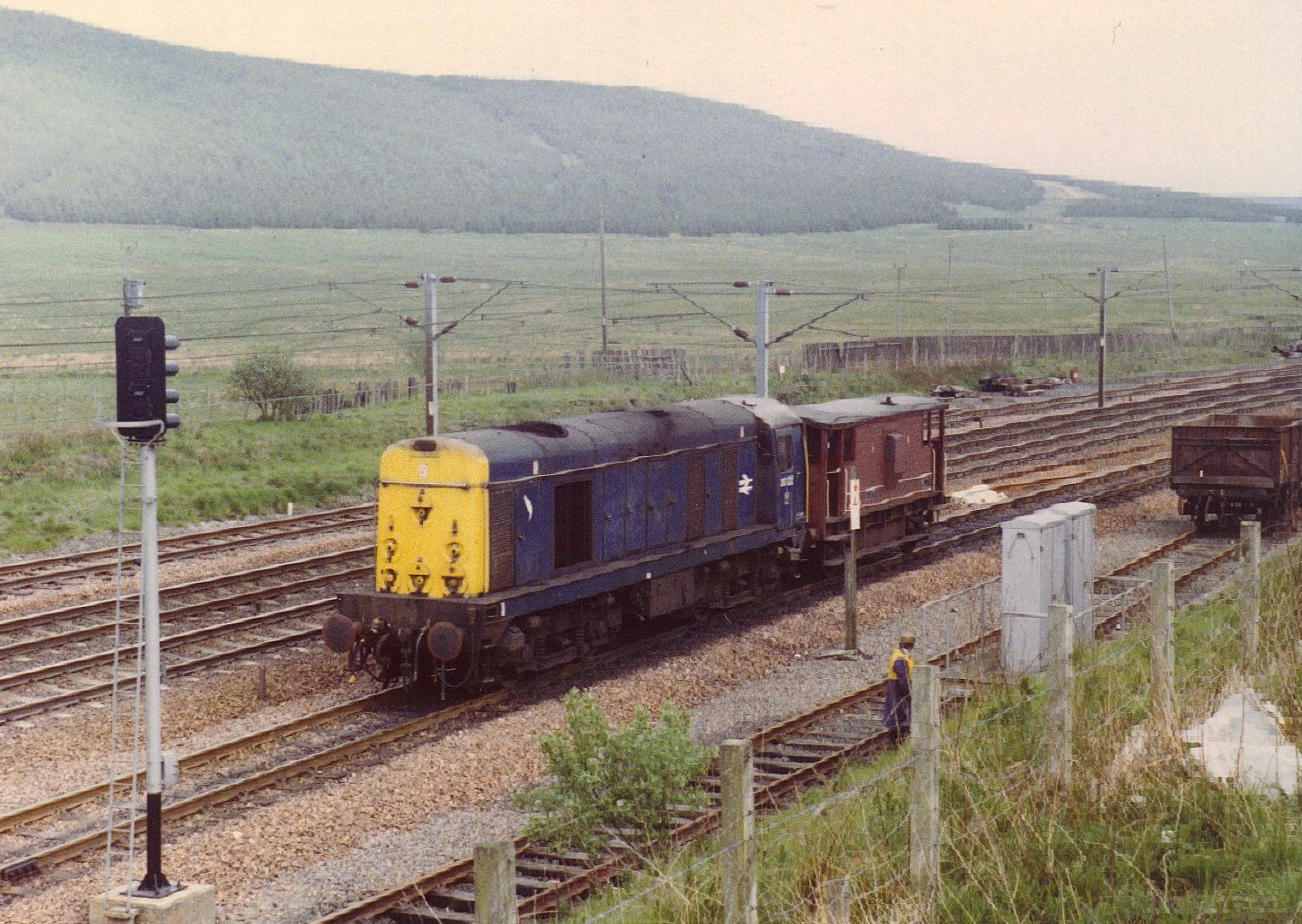 the rail thing: 20 and APT at beattock 1985