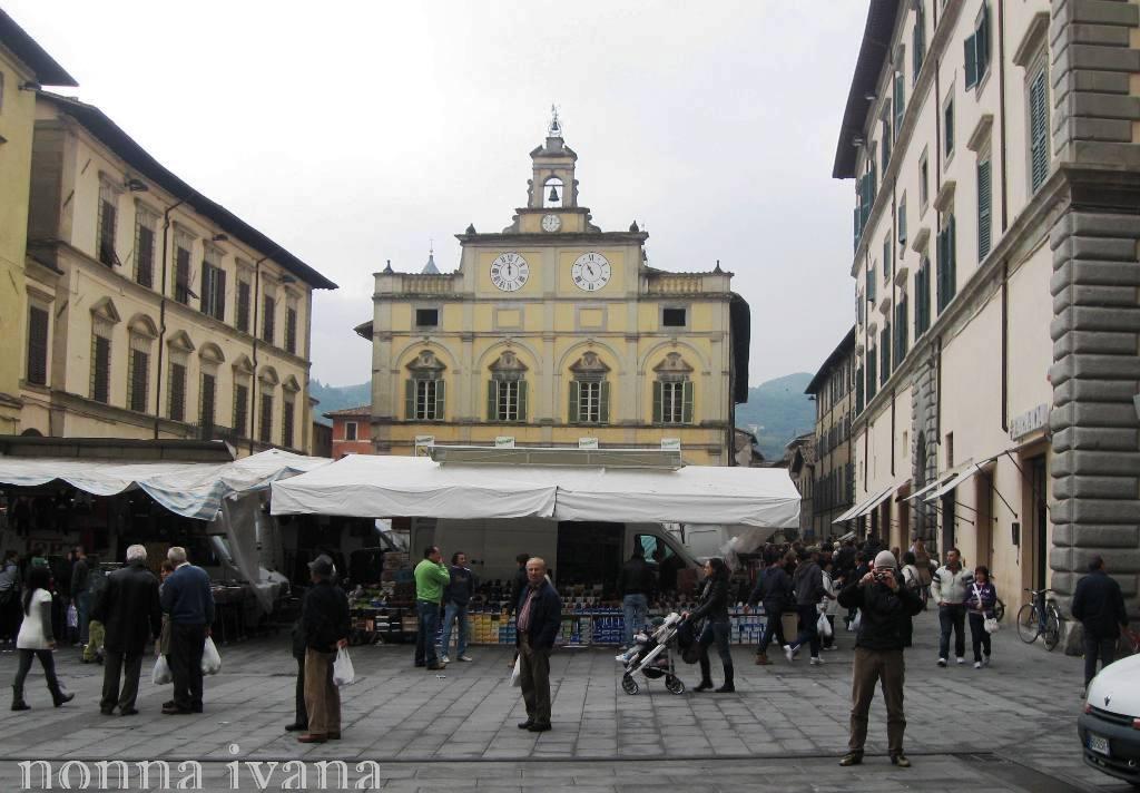 CITTA' di CASTELLO /Perugia ...palazzi, vie, piazze....PARTE 3.