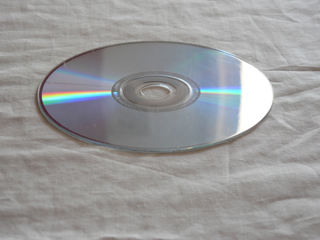 Oido al tambor: RECUPERAR UN CD RAYADO