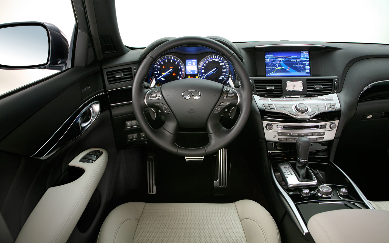 Technical Beauty at Boxfox1: Infiniti M35 Hybrid