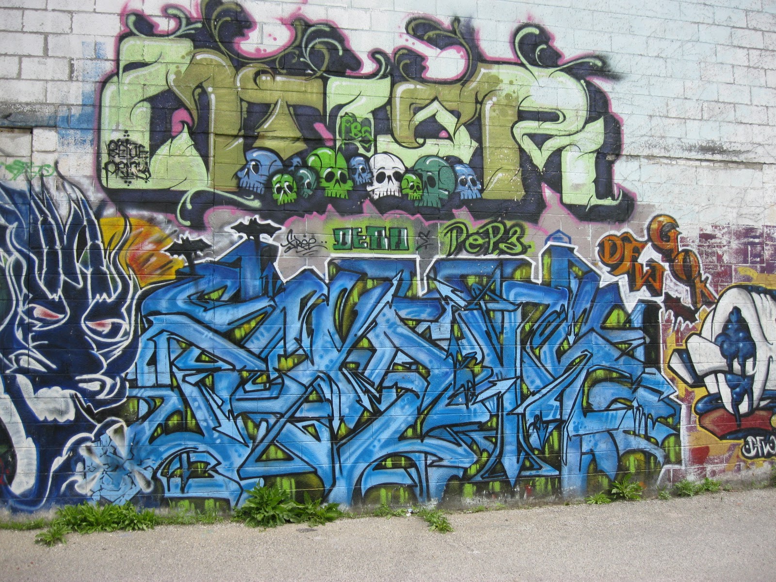 MelikTravelLog: Detroit Graffiti