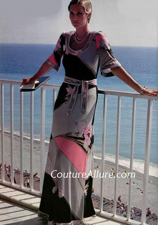 Couture Allure Vintage Fashion: Evening Dresses - 1975