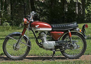 motorcycle mania: Honda CB 100 - 1971