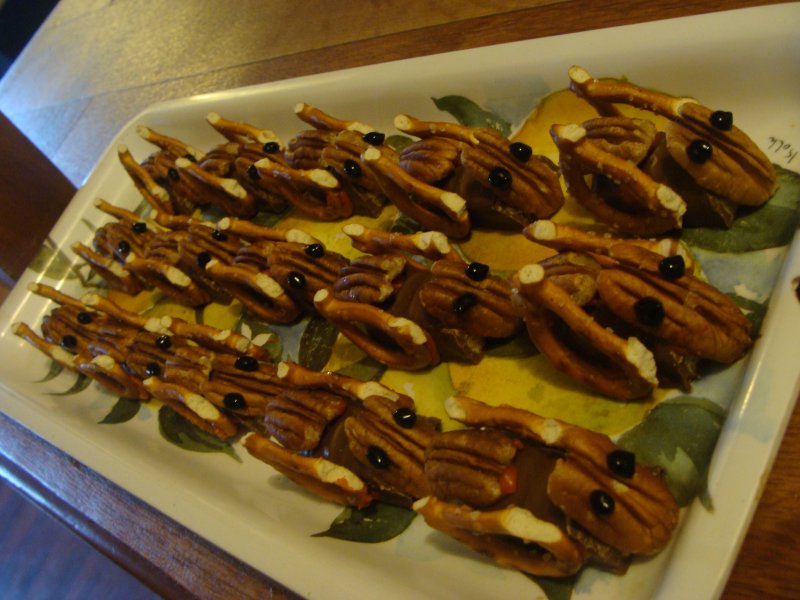 Catholic Cuisine: St John the Baptist ~ Locusts and Honey