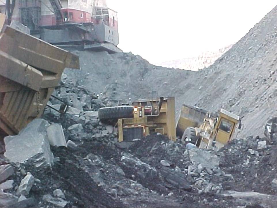 Mining Mayhem: Major Highwall Failure