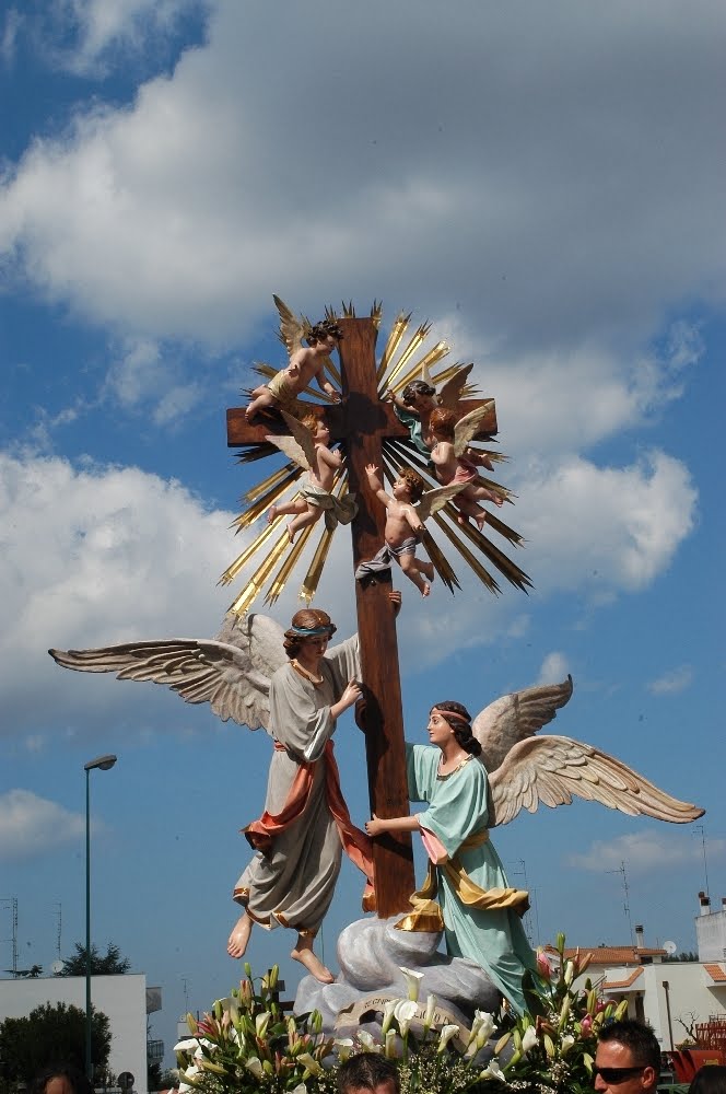 LA SETTIMANA SANTA A VALENZANO (BA): 49 - L' Esaltazione della S. Croce