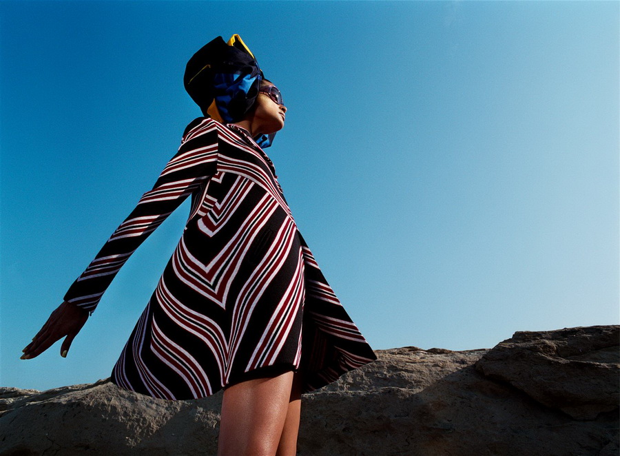 La Vie en Pose: New Fantasy by Steven Meisel